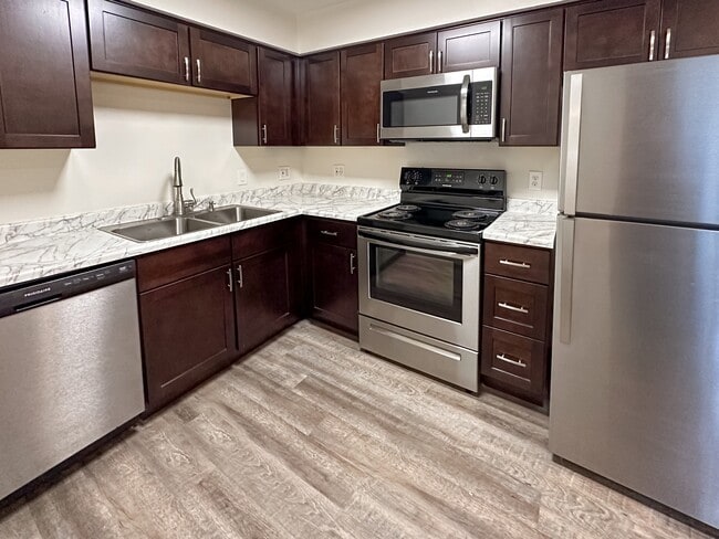 Eastland Apartments for Rent - Springfield, MO - Updated Today ...
