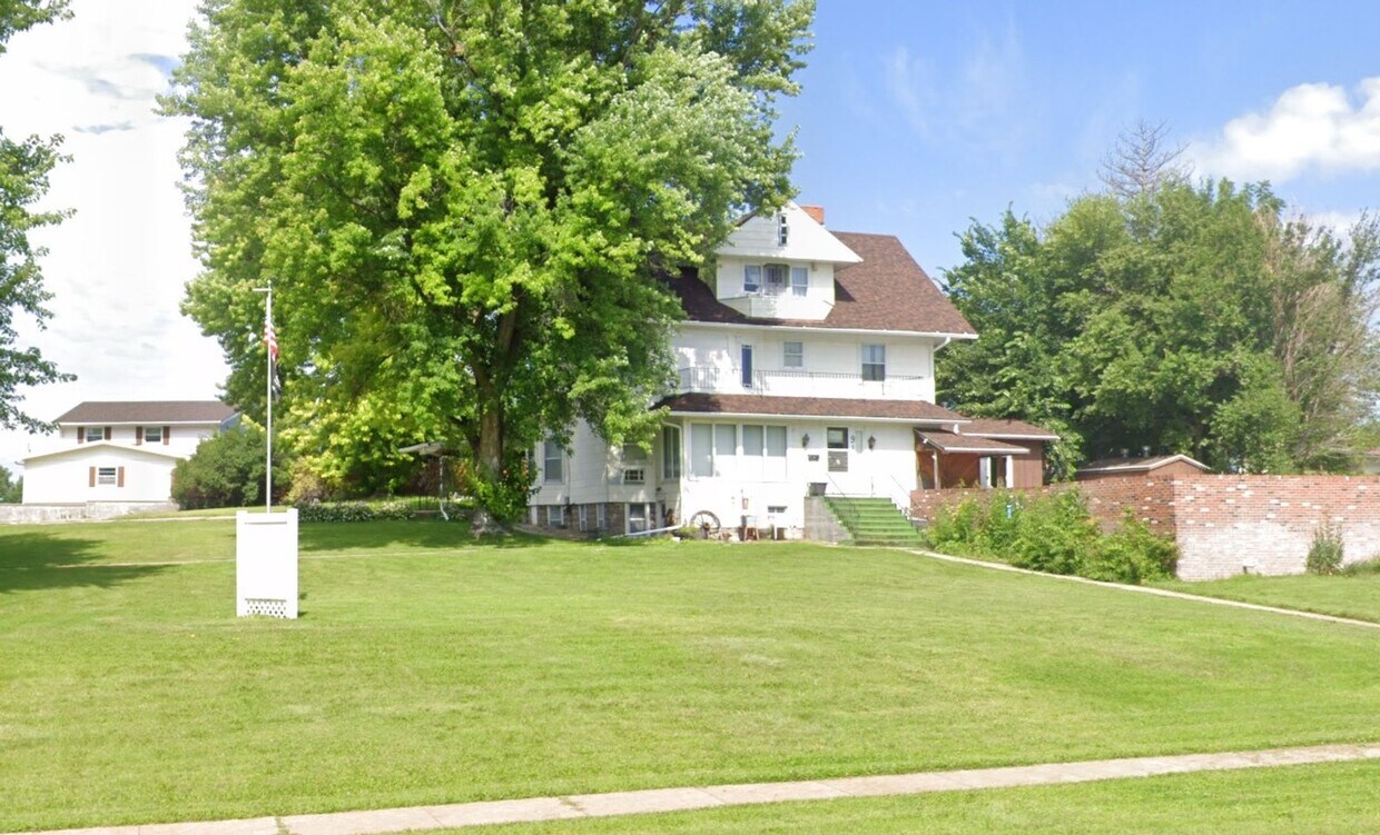 910 Verona Ave Unit 910 Verona Ave, Ravenna, NE 68869 - Room for Rent ...