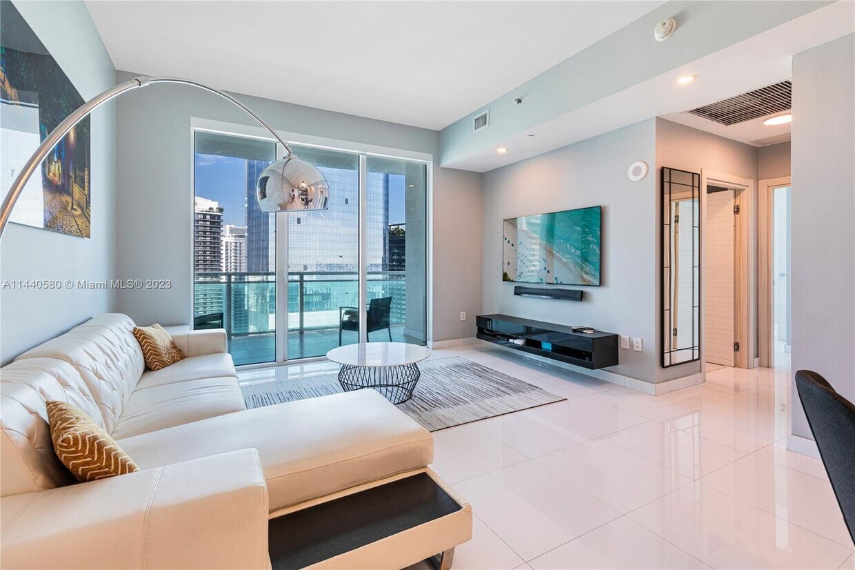 950 Brickell Bay Dr Unit 4200, Miami, FL 33131 - Condo for Rent in Miami, FL | Apartments.com