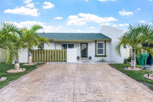 10955 SW 122nd Pl, Miami, FL 33186 - Townhome Rentals in Miami FL ...