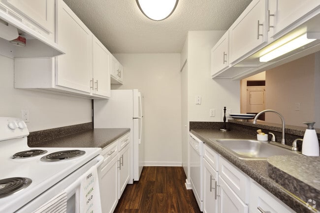 South Chester Apartments for Rent with Hardwood Floors - Chester, VA ...