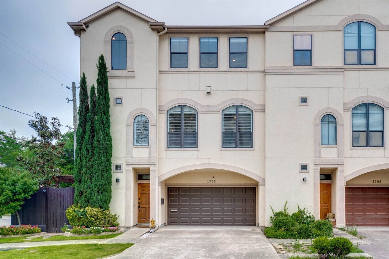 1708 Utah St, Houston, TX 77007 - Townhome Rentals in Houston TX ...