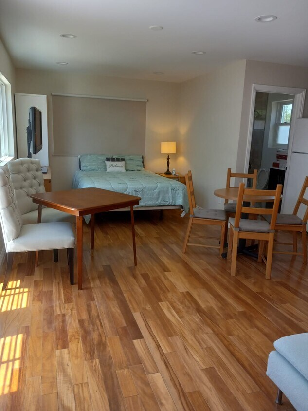 62 Studio Houses for Rent in Los Angeles, CA | Westside Rentals