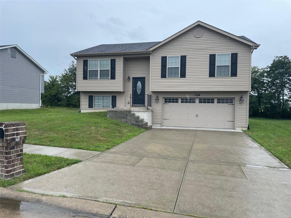 126 Lake Tucci Cir, Wright City, MO 63390 - House Rental in Wright City ...