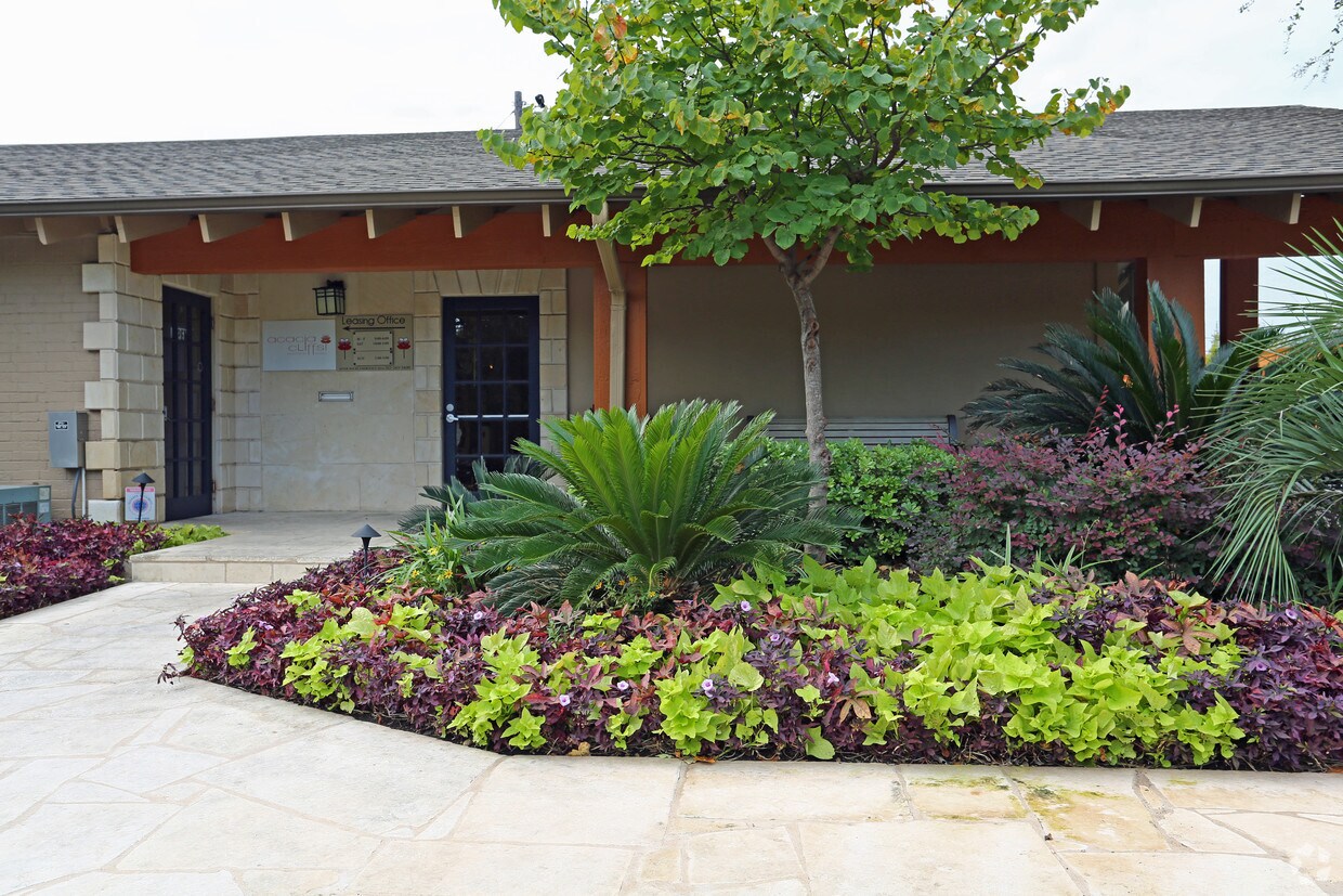 Acacia Cliffs Apartments - Austin, TX | Apartments.com