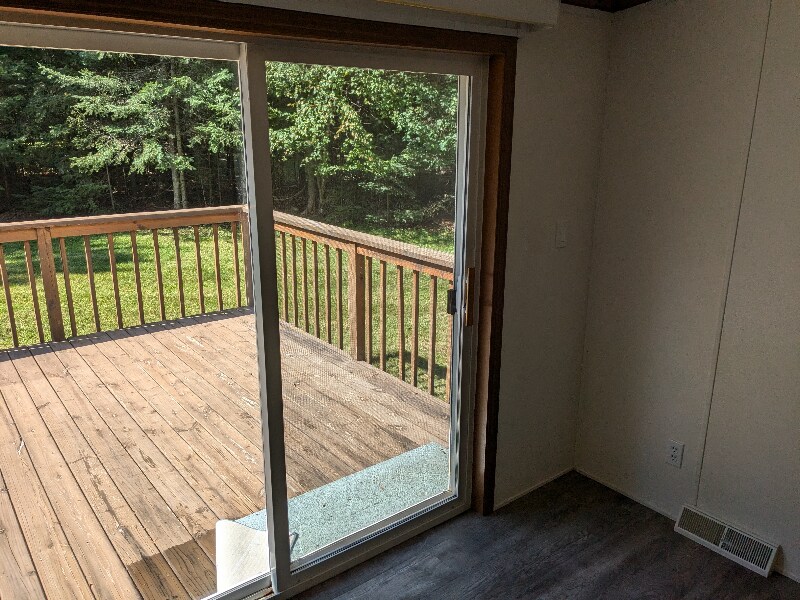 7949 E Big Buck Cir, Woodruff, WI 54568 | Apartments.com
