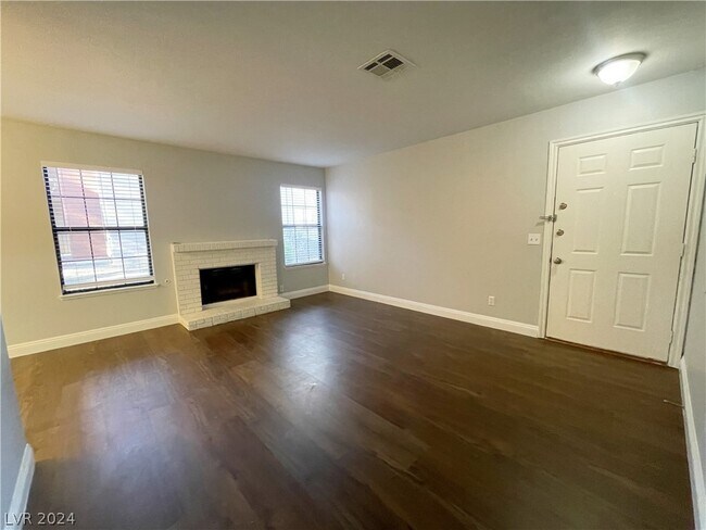 5576 W Rochelle Ave. Unit 7A, Las Vegas, NV 89103 - Condo for Rent in ...