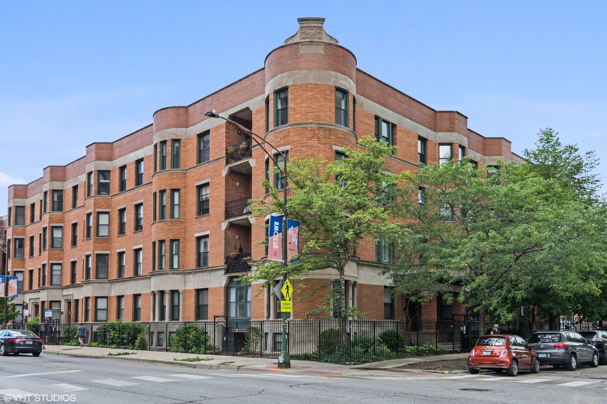 1044 W Lawrence Ave Unit 2, Chicago, IL 60640 - Condo for Rent in ...