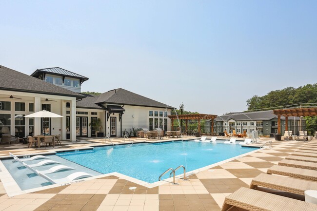 Arcadia Cartersville - 75 Overlook Pky Cartersville, GA - Apartments ...