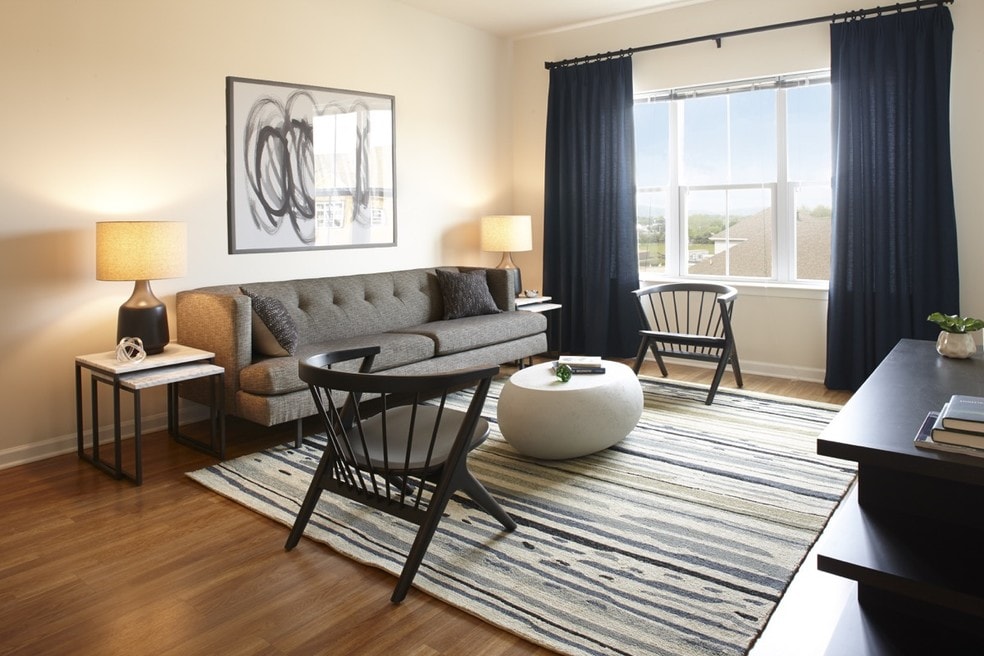 Apartments for Rent with Garages in Upper Mount Bethel Township, PA ...