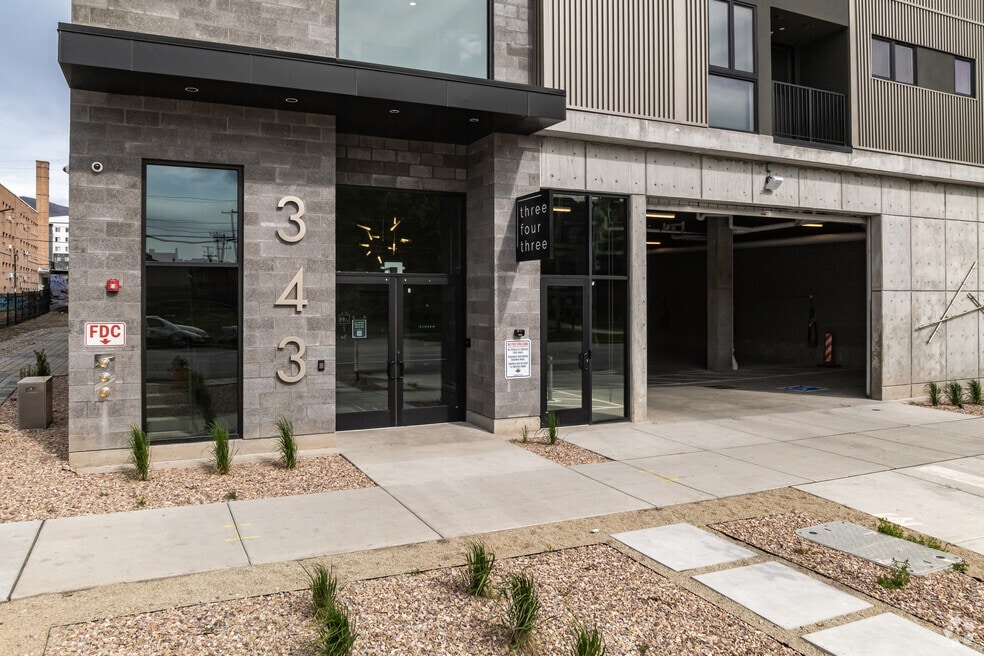 Apartments with Move-In Specials Near East Bench - 4,207 Rentals ...