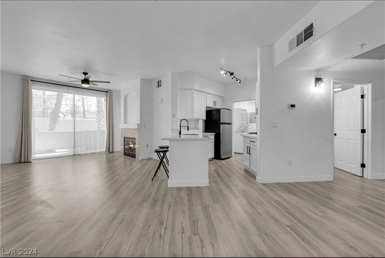 7189 S Durango Dr Unit MidTerm Rental 2 BR 2 BA, Las Vegas, NV 89113 ...