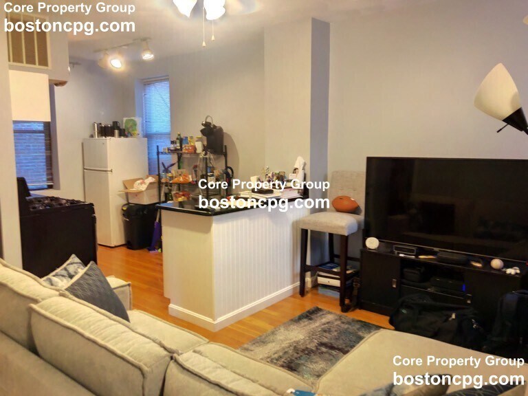 40 Clark St Unit 8, Boston, MA 02109 - 40 Clark St Boston, MA 02109 ...