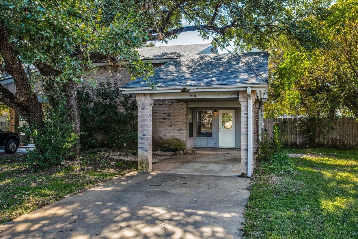 106 Verna Spur Unit B, Georgetown, TX 78628 - Room for Rent in ...