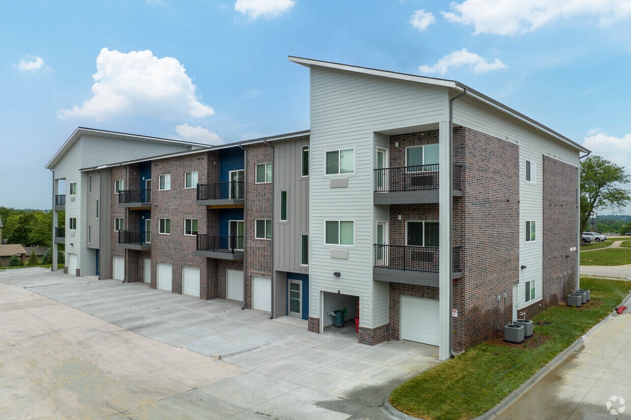 Belle Point - Apartments in Bellevue, NE | Apartments.com