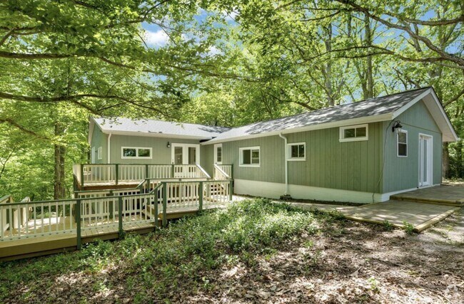 Explore Lusby, MD: City Guide | Apartments.com