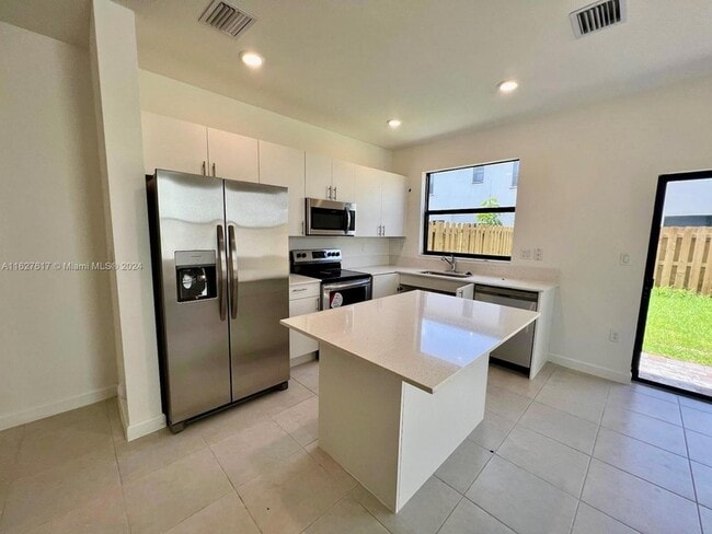 11865 SW 246 Terrace, Homestead, FL 33032 | Apartments.com