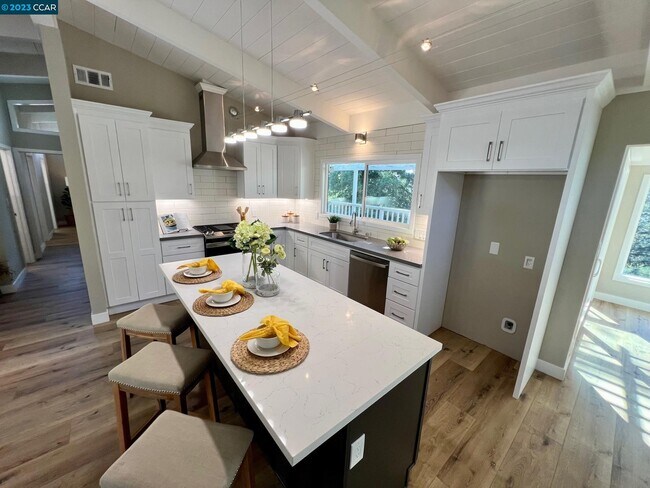 1141 N Thompson Rd, Lafayette, CA 94549 - House Rental in Lafayette, CA ...