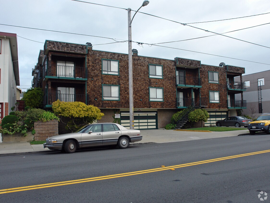 Grant Manor - 512 Grand Ave South San Francisco, CA 94080 | Apartments.com