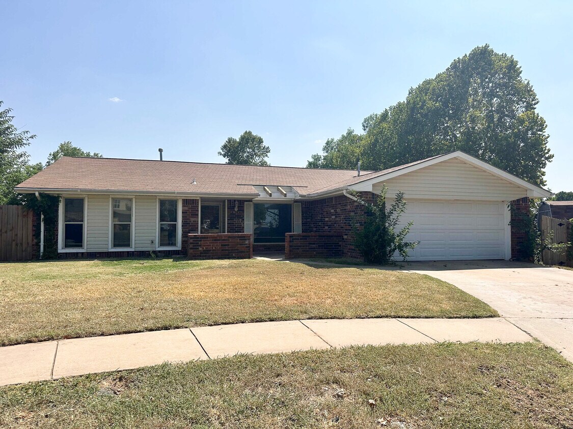 4815 NE Winfield Cir, Lawton, OK 73507 - House Rental in Lawton, OK ...