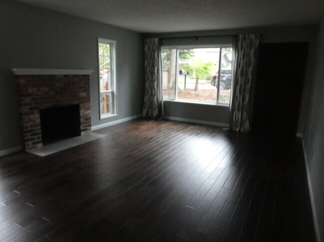 1452 SW Orchid St, Portland, OR 97219 - House Rental in Portland, OR ...