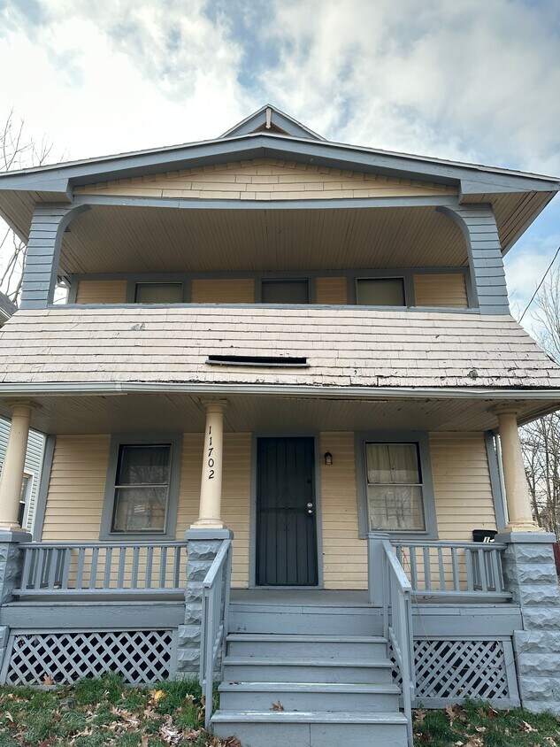 11702 Honeydale Ave Unit Dn, Cleveland, OH 44120 - Condo for Rent in ...