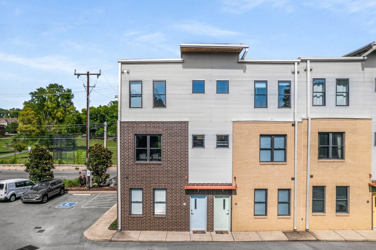 1225 4th Ave S Unit 201, Nashville, TN 37210 - Condo for Rent in Nashville, TN | Apartments.com