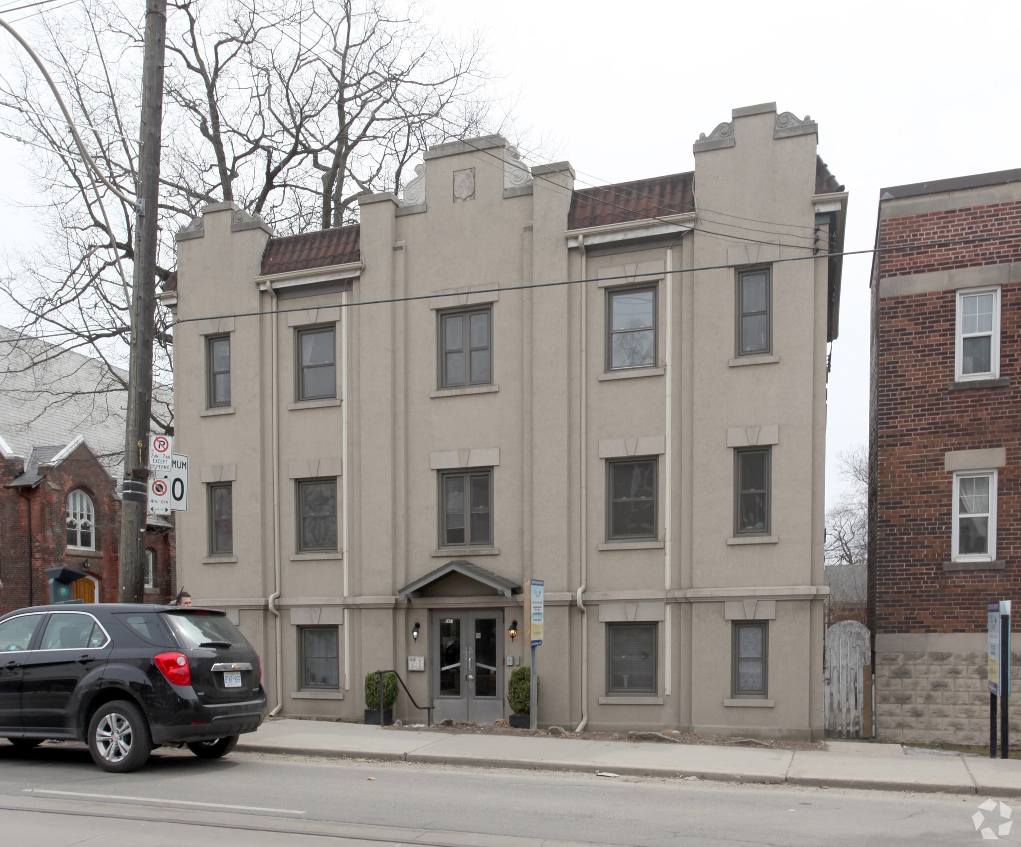 2405 Queen St, Toronto, ON M4E 1H6 Apartments - 2405 Queen St Toronto ...