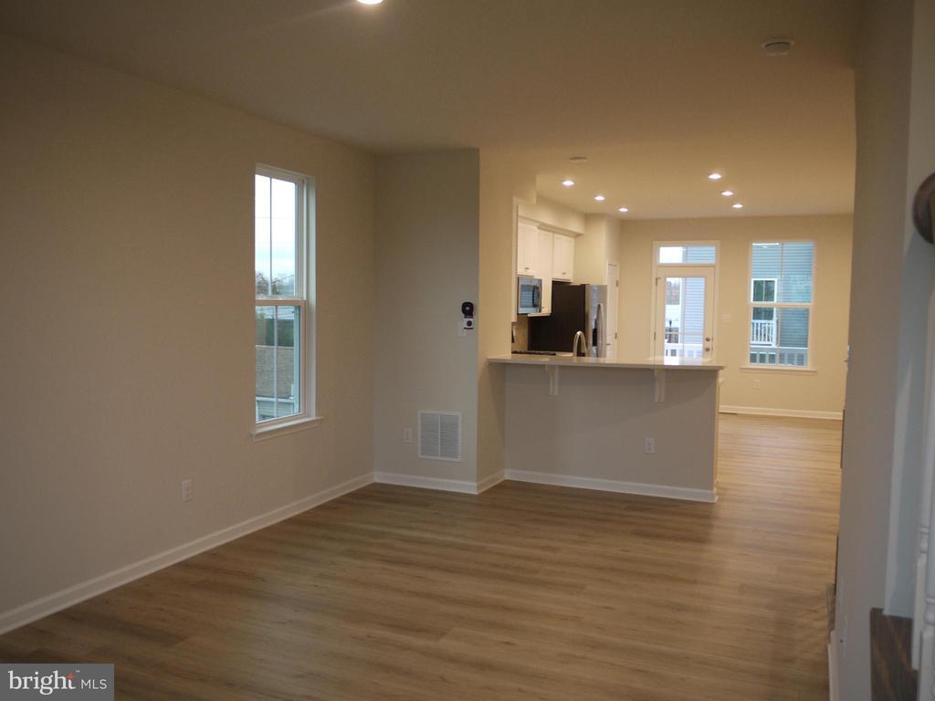 2 Sidney Ln, Stratford, NJ 08084 - Townhome Rentals in Stratford NJ ...