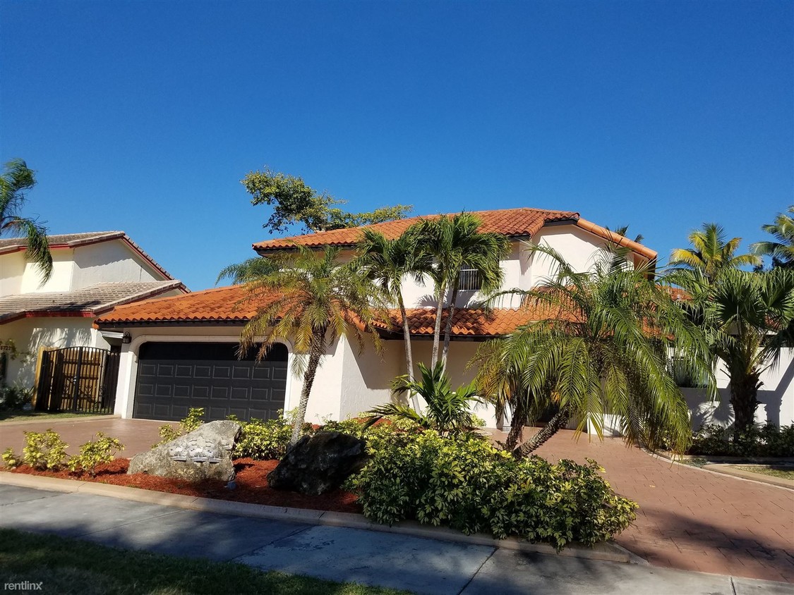 6771 SW 155th Ave, Miami, FL 33193 - House Rental in Miami, FL ...