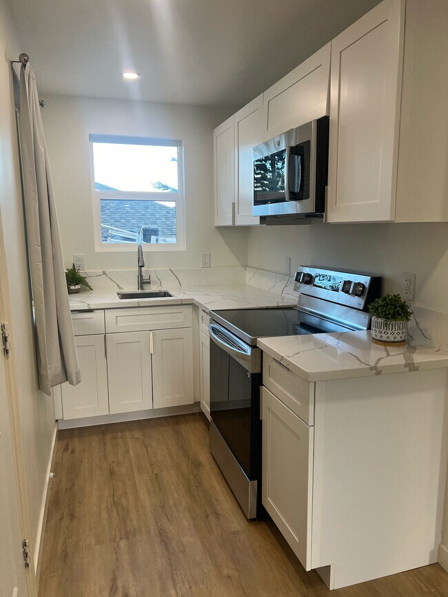 47-726 Kamehameha Hwy, Kaneohe, HI 96744 - House Rental in Kaneohe, HI ...