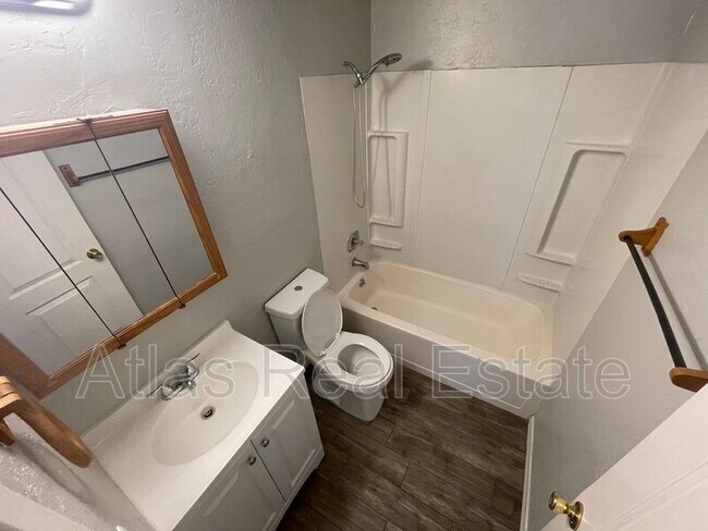 5539 Bonita Village Rd, Colorado Springs, CO 80915 - House Rental in ...