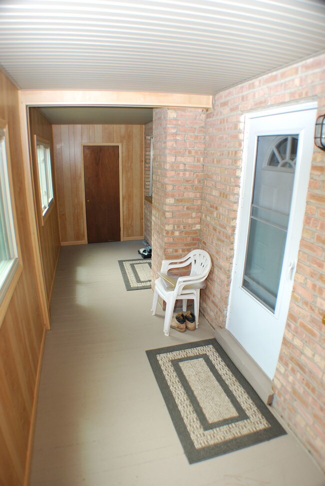 8007 W Foster Ln, Niles, IL 60714 - 8007 W Foster Ln Niles, IL 60714 ...
