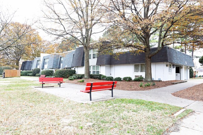Fox Hill Apartments Rentals - Hampton, VA | Apartments.com