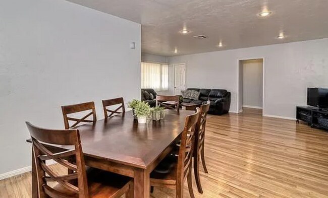 4920 Art St, San Diego, CA 92115 - House Rental in San Diego, CA ...