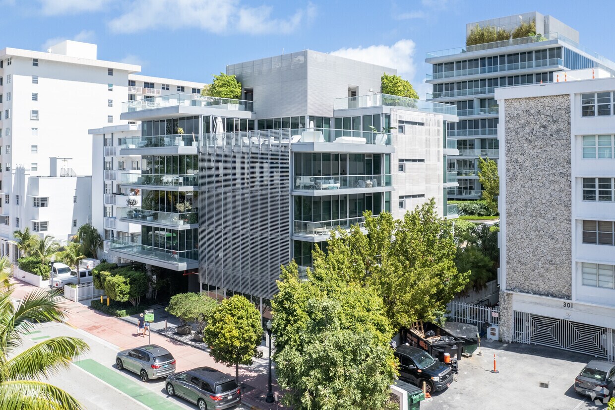 321 Ocean Dr, Miami Beach, FL 33139 - 321 Ocean Dr Miami Beach, FL ...