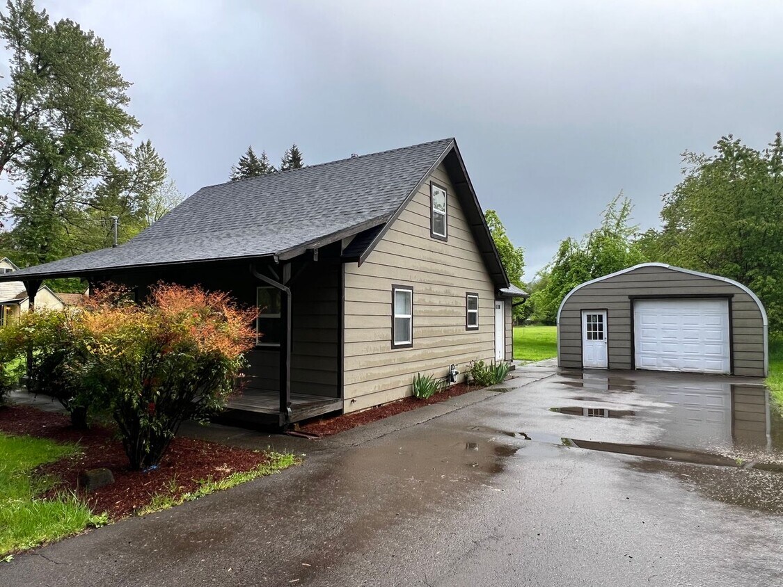 1321 Tamarack St Unit 1321 TAMARACK ST., Sweet Home, OR 97386 - Room ...