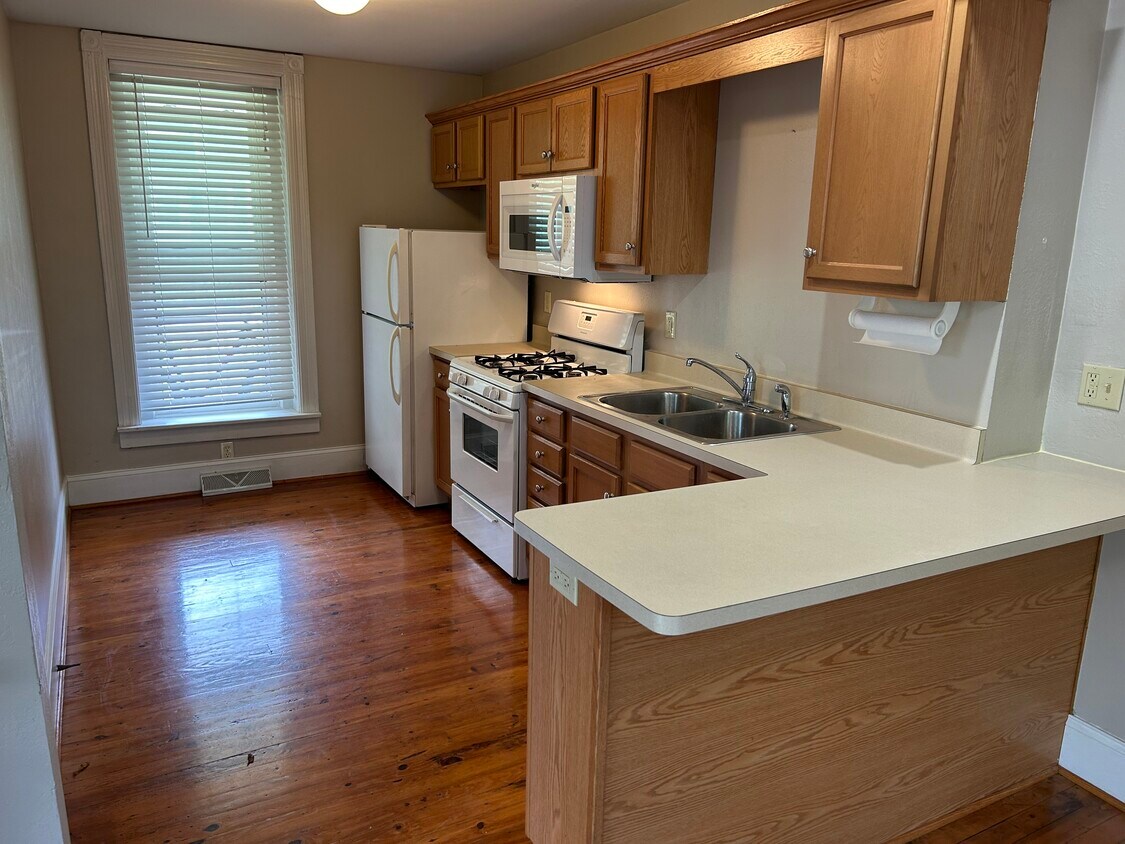 3071 George Urban Blvd Unit #2, Depew, NY 14043 - 3071 George Urban ...