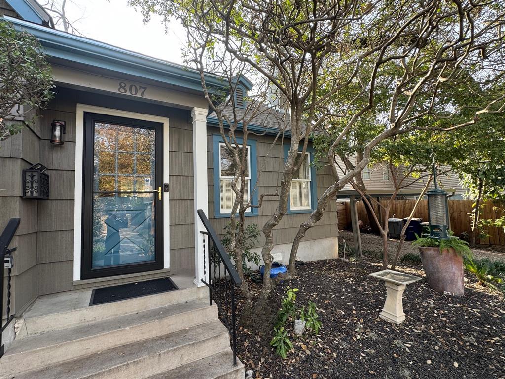 807 Leonard St, Austin, TX 78705 - House Rental in Austin, TX ...