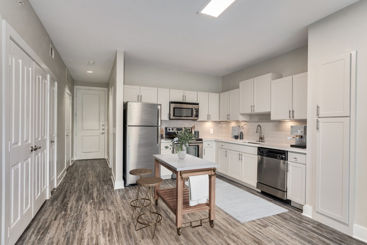 Allegro - 15750 Spectrum Dr Addison, TX 75001 | Apartments.com