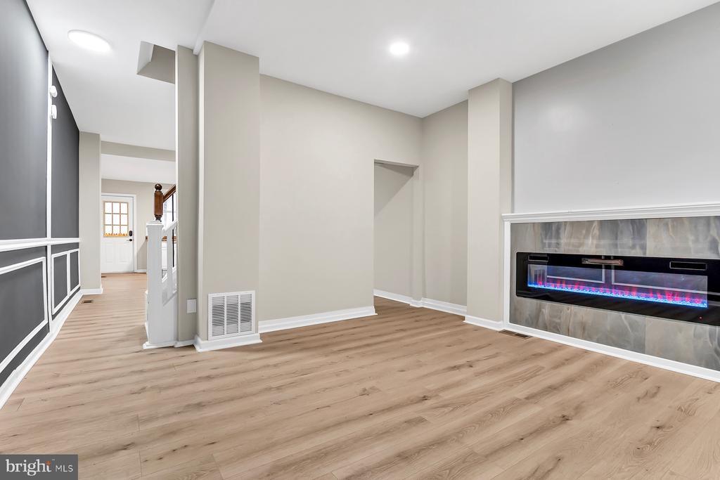 1116 S Carey St, Baltimore, MD 21223 - Townhome Rentals in Baltimore MD ...
