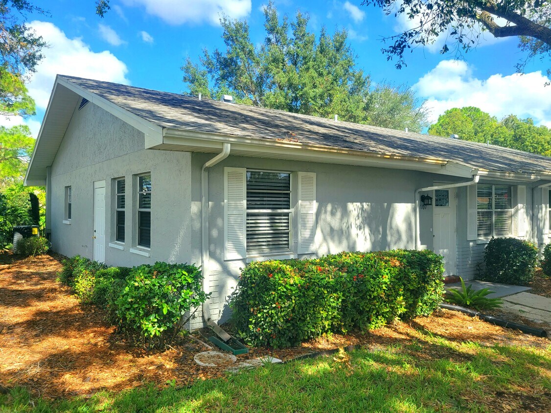 1107 Halton Ct Unit Highgate E, Sun City Center, FL 33573 - Condo for ...