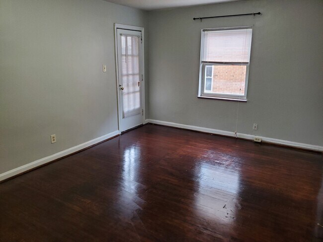 2363 Ravine St Unit 2, Cincinnati, OH 45219 - Condo for Rent in ...