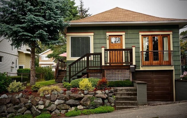2204 3rd Ave W, Seattle, WA 98119 - House Rental in Seattle, WA ...