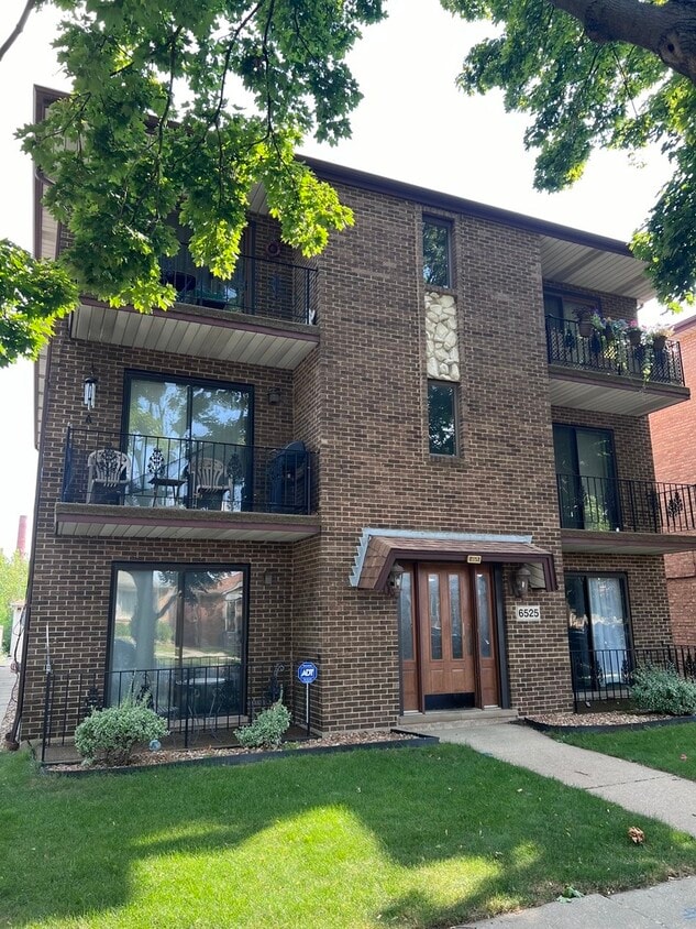 6525 W 64th Pl Unit 3E, Chicago, IL 60638 - Condo for Rent in Chicago ...
