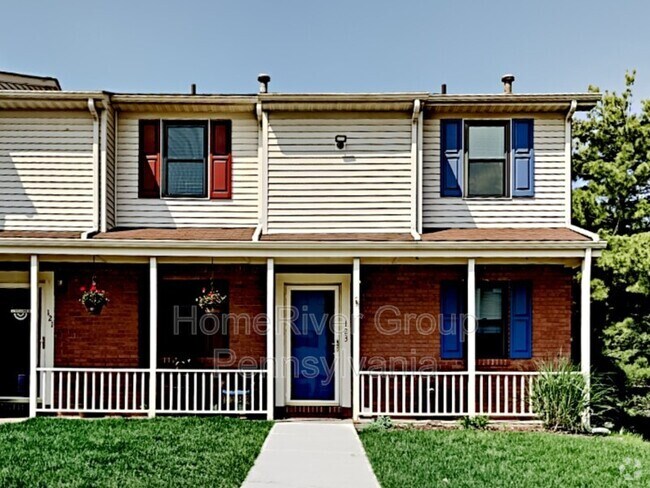 Castle Creek Apartments for Rent with a Swimming Pool - Seven Fields ...