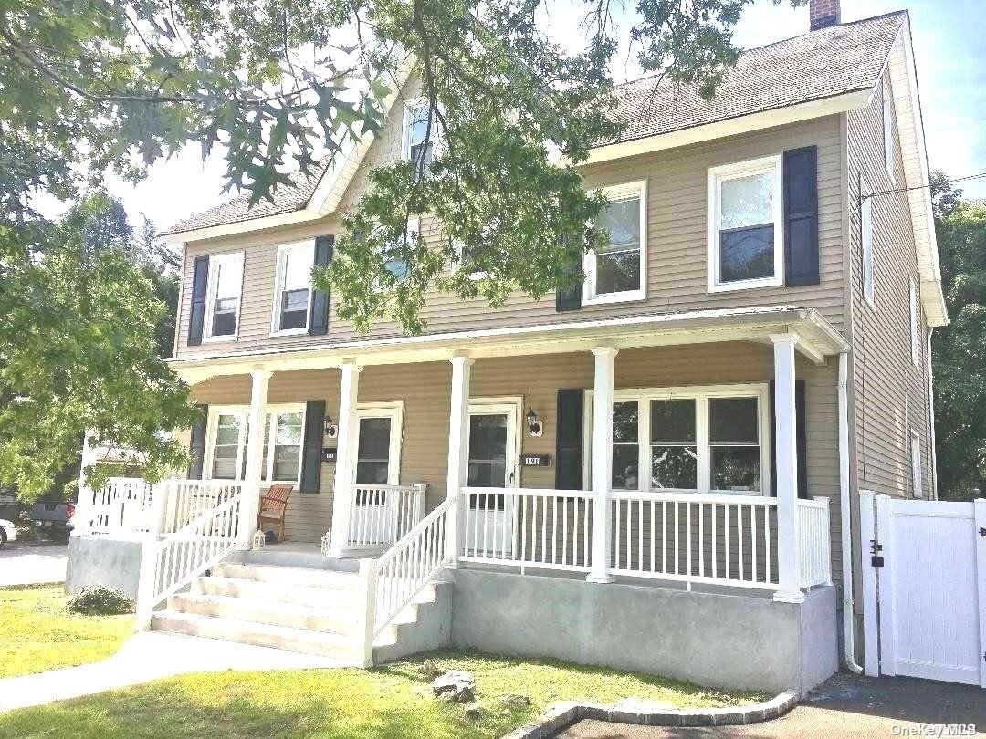 191 W Main St, Oyster Bay, NY 11771 - Townhome Rentals in Oyster Bay NY ...