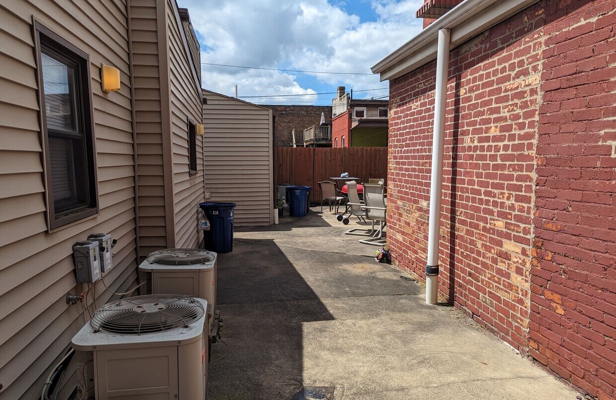 2419-2423-2423 Carey Wy Pittsburgh, PA 15203 - Alquileres en Pittsburgh ...