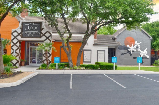 The Jax Apartments San Antonio