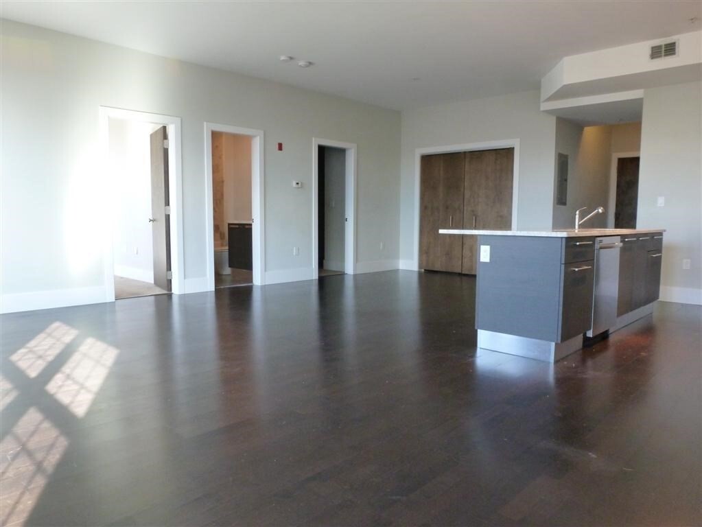 154 W 2nd St Unit 301, Boston, MA 02127 - Condo for Rent in Boston, MA ...